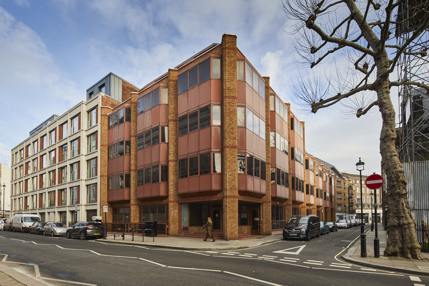 V7 - 17-19 Rochester Row